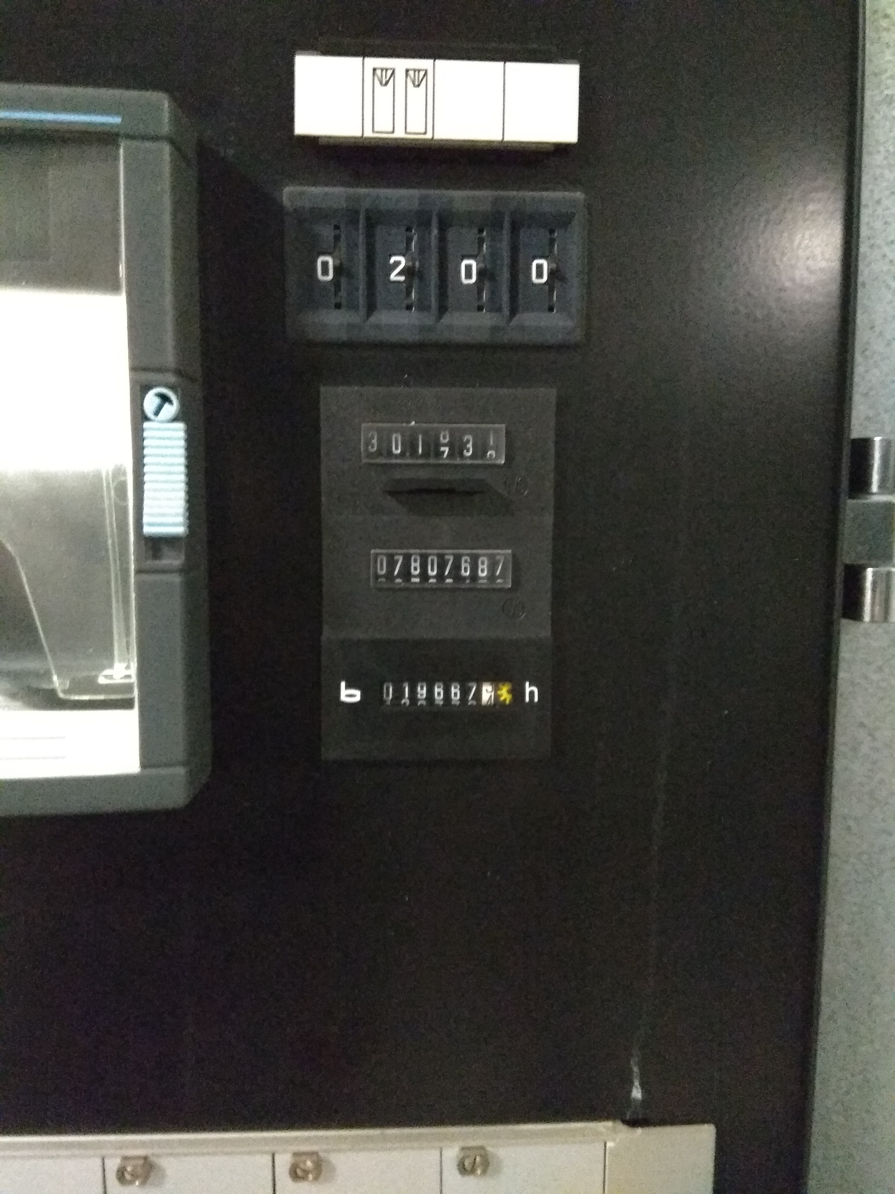 Tetra Pak TBA 8 1000ml Square Filling Line